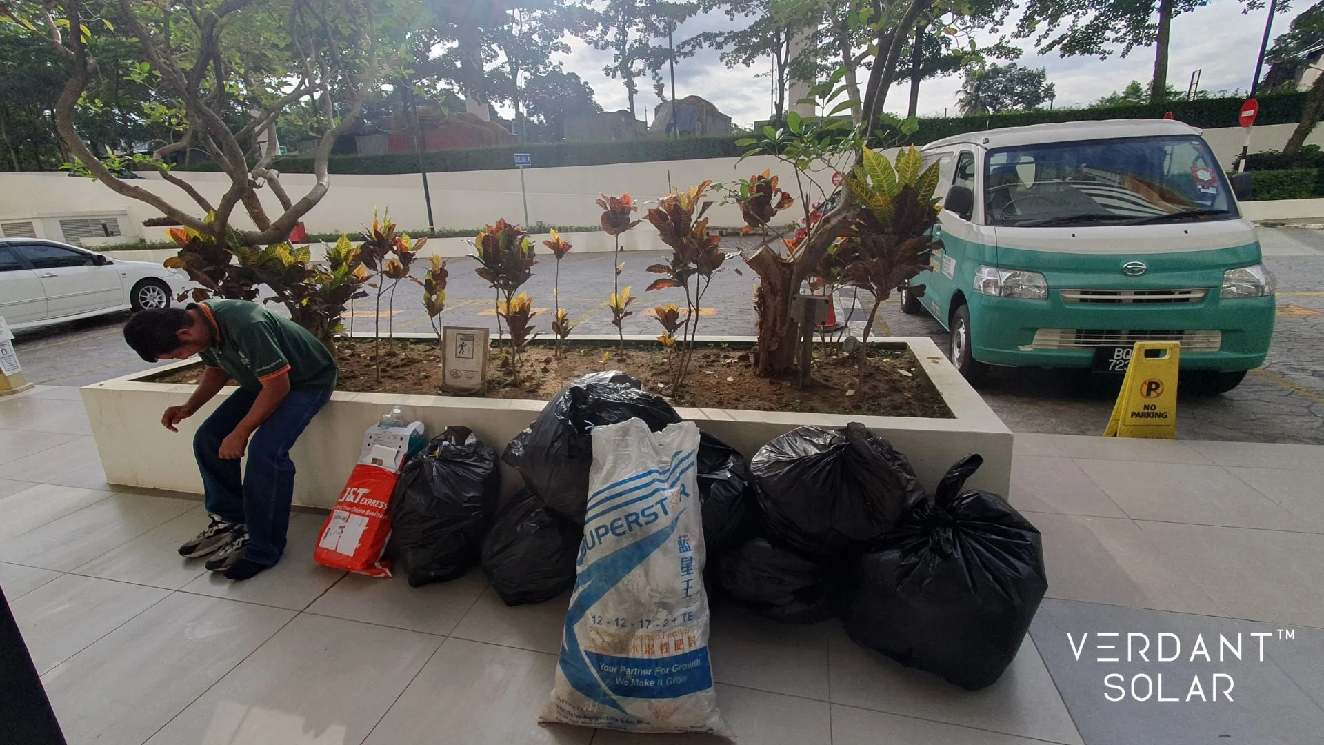 Verdant Solar Employee Recycling Program | Sustainable Impact